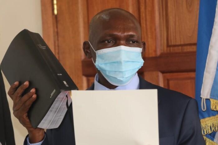 New County Secretary Sworn into Office - Government of Makueni County