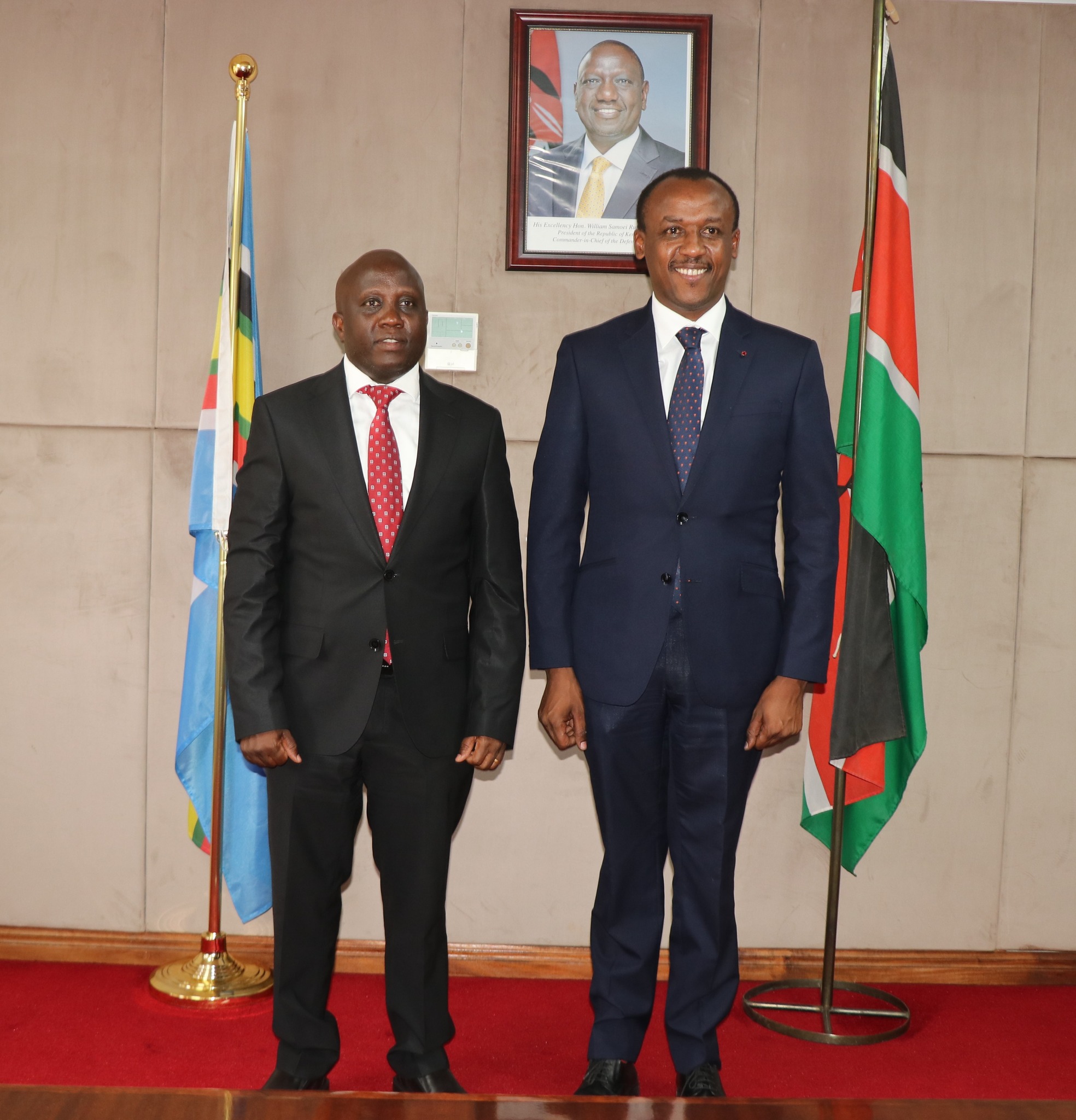 Governor Mutula Meets ICT PS, roots for ease network connectivity ...