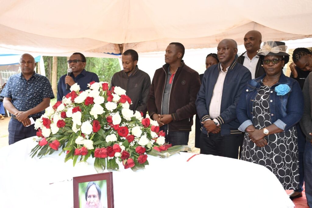 Governor condoles with finance CECM family as they lay mother to rest ...
