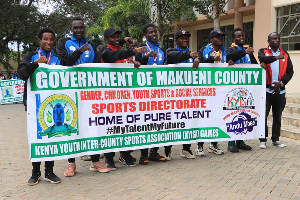 Governor Mutula Kilonzo Jr receives the Makueni team that represented ...