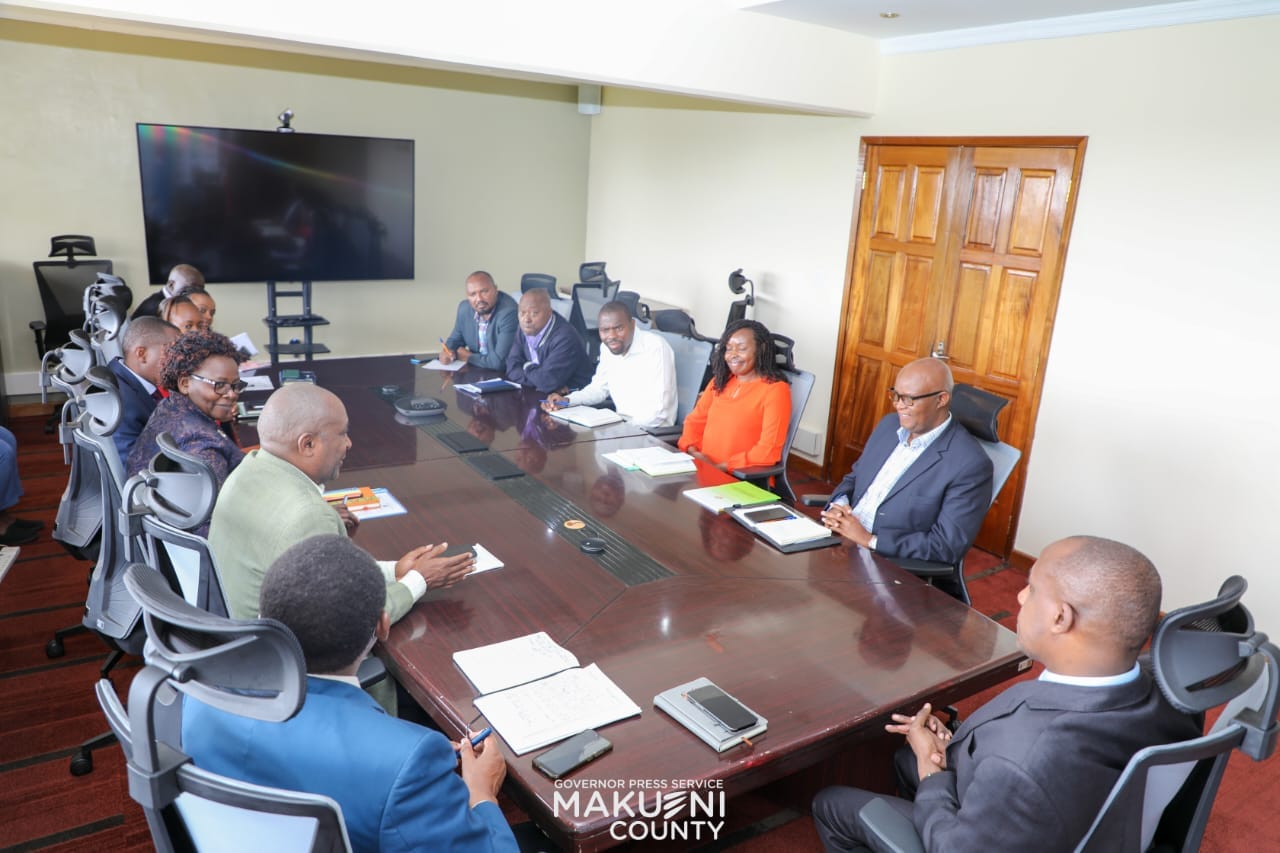 Commission on Revenue Allocation holds a meeting with governor Mutula ...