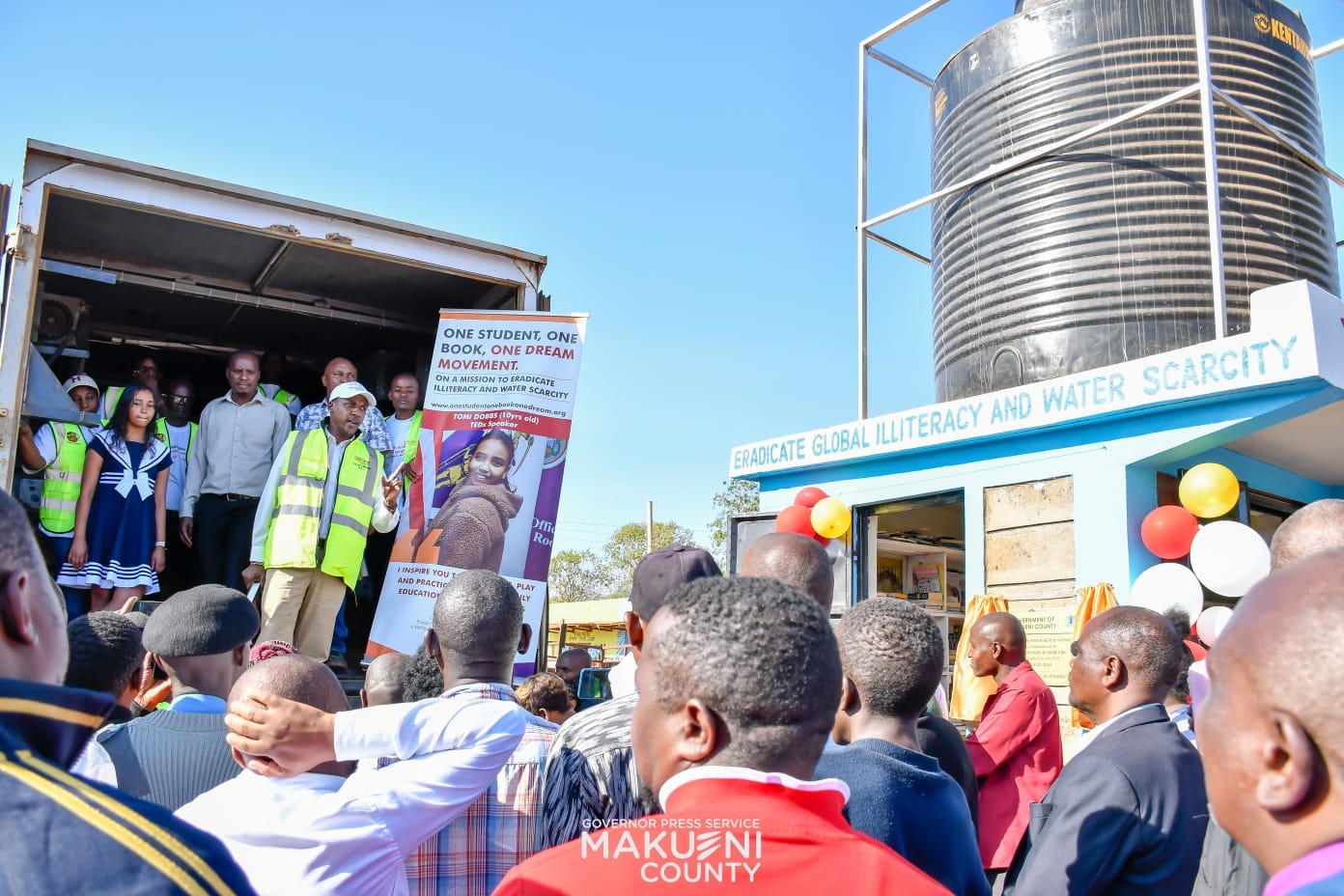 Meet Governor Mutula with his basket of goodies for Mtito-Andei as he ...