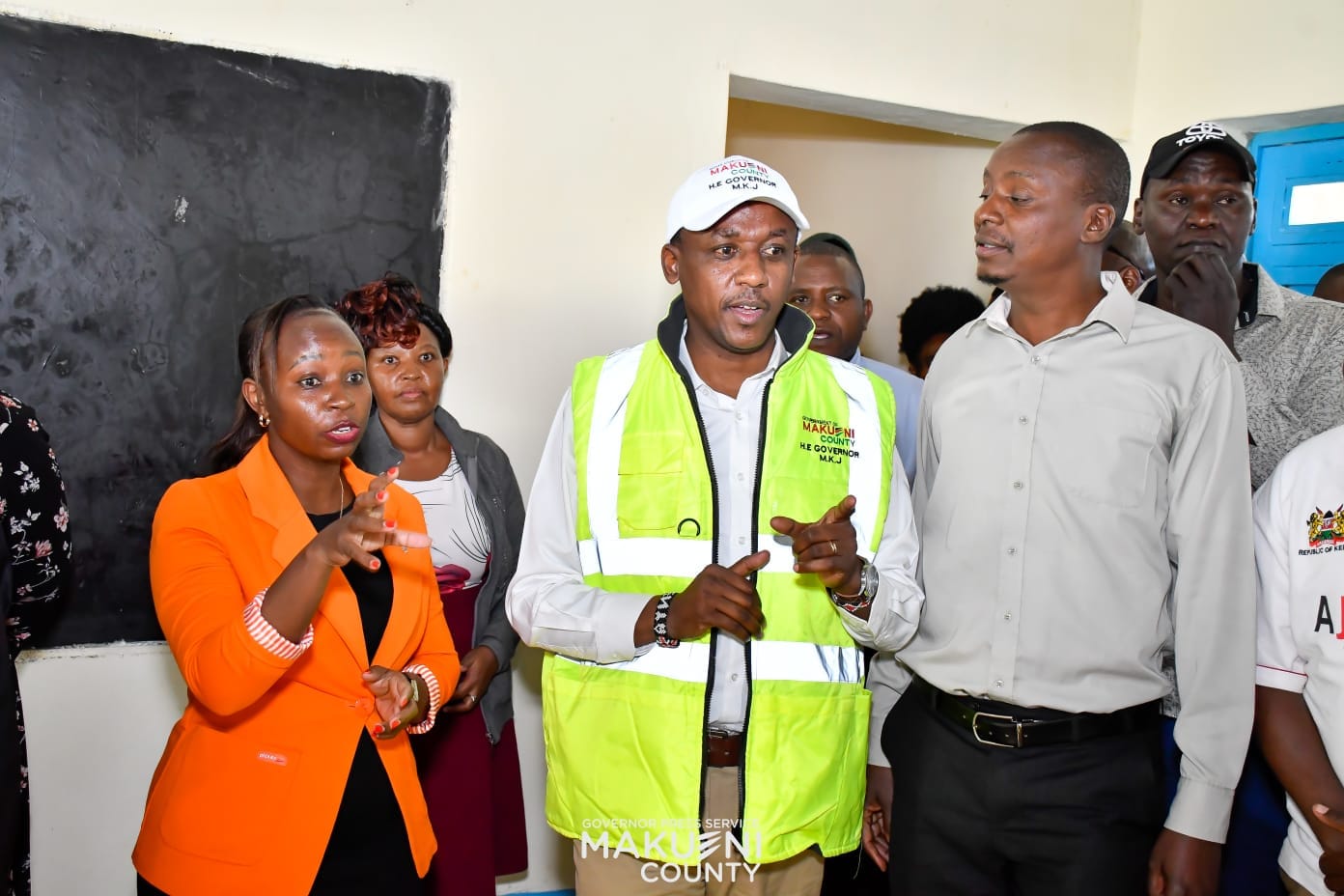 Meet Governor Mutula with his basket of goodies for Mtito-Andei as he ...