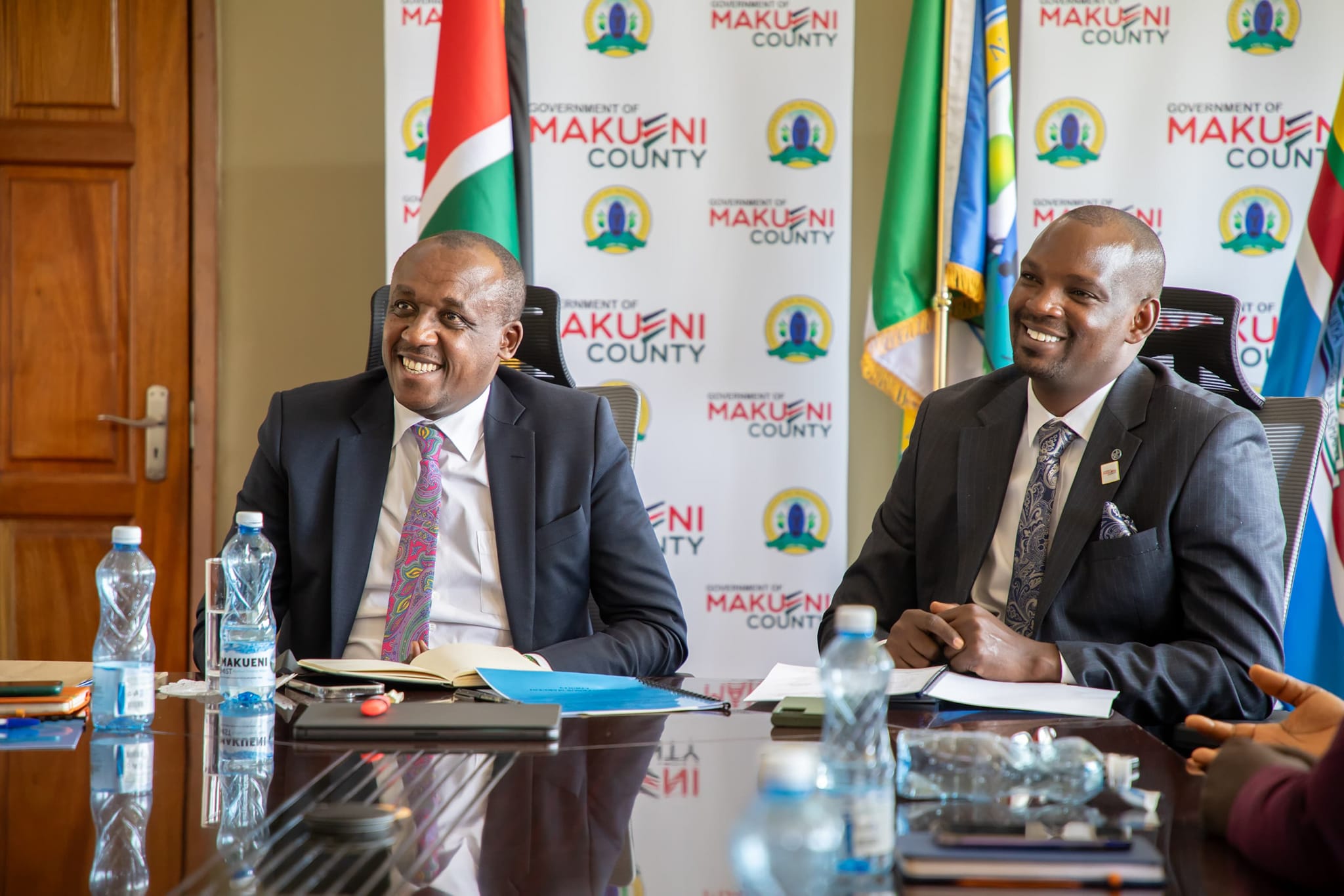 GOVERNOR MUTULA KILONZO JR MEETS A DELEGATION OF AIC CHURCH PASTORS ...