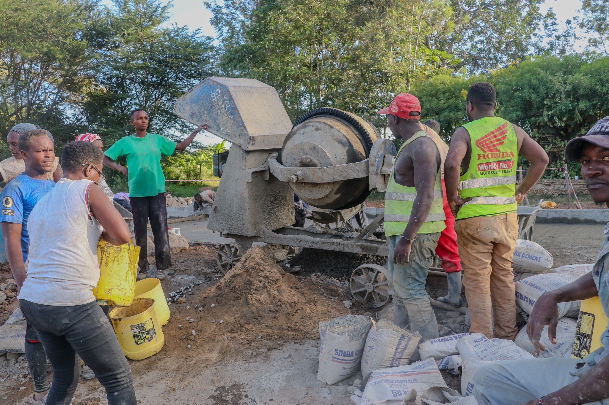 COUNTY EMERGENCY TEAM REHABILITATES WATUKA ROAD FOR BETTER CONNECTIVITY ...
