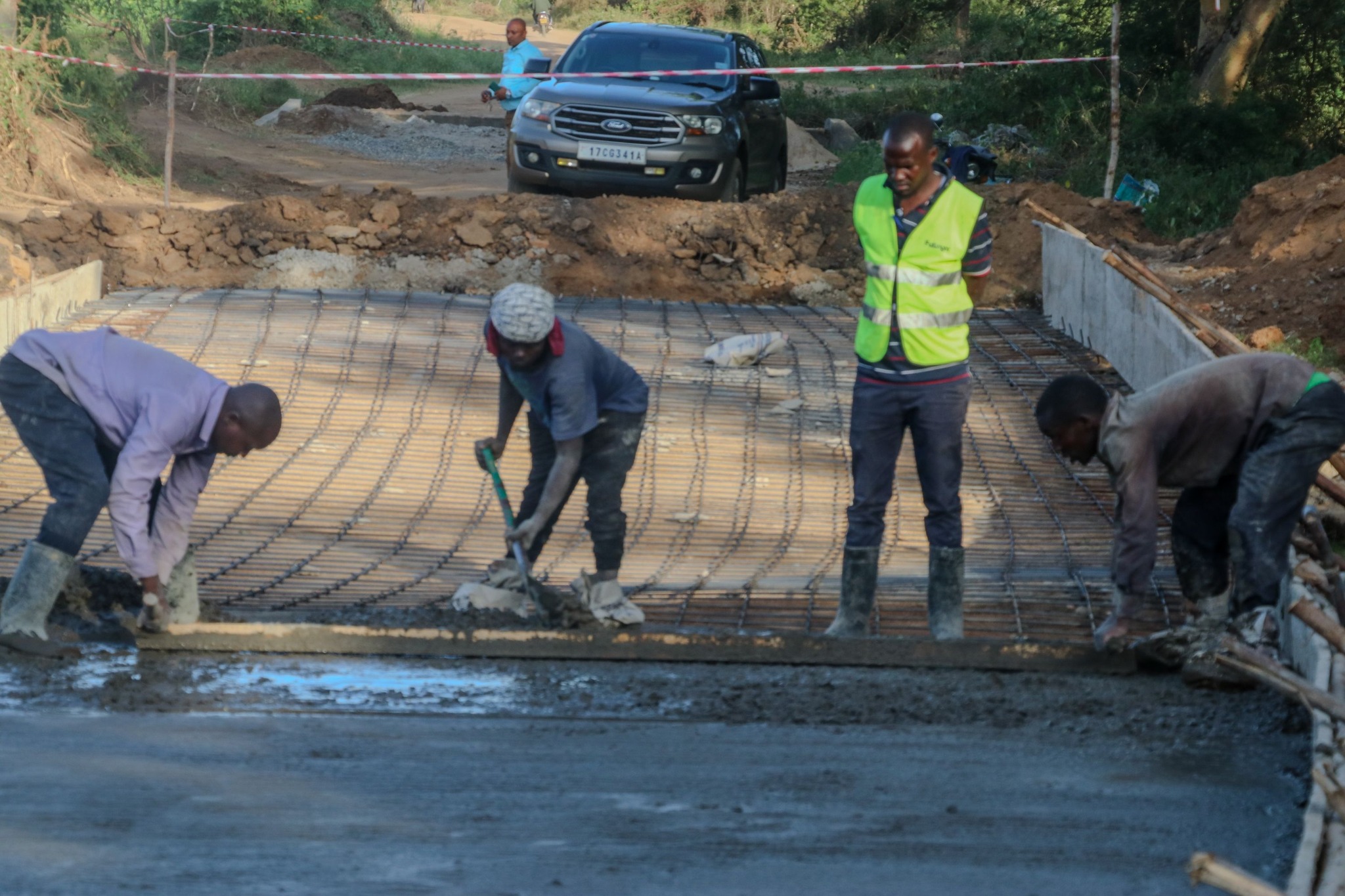 COUNTY EMERGENCY TEAM REHABILITATES WATUKA ROAD FOR BETTER CONNECTIVITY ...