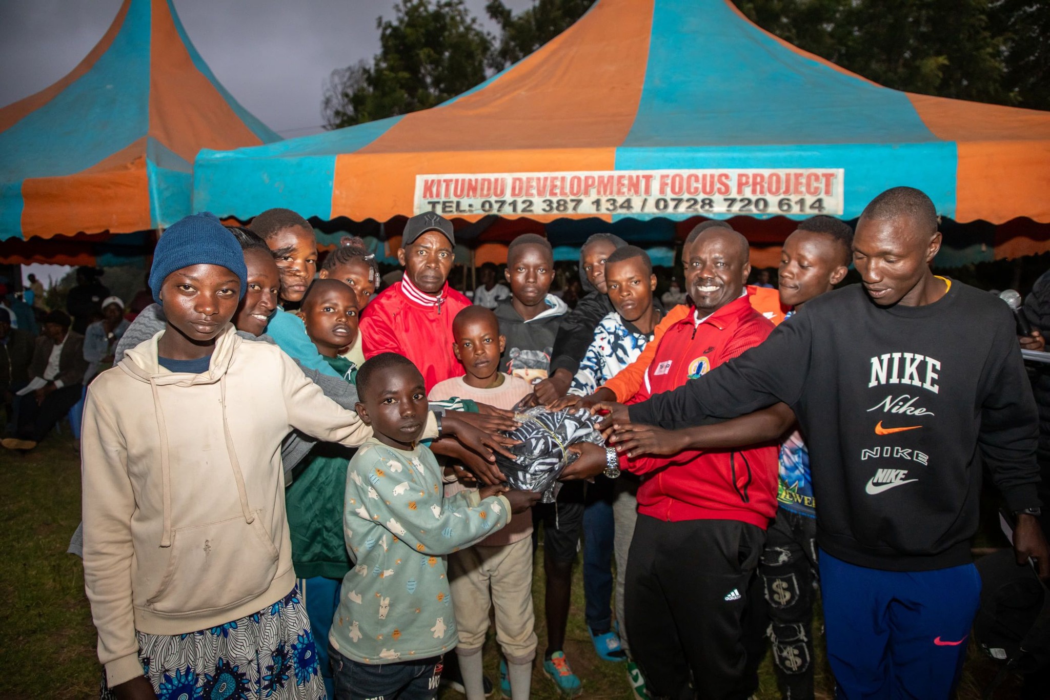 GOVERNOR MUTULA GRACES 1ST EDITION OF KITHUNGO/KITUNDU WARD SPORTS ...