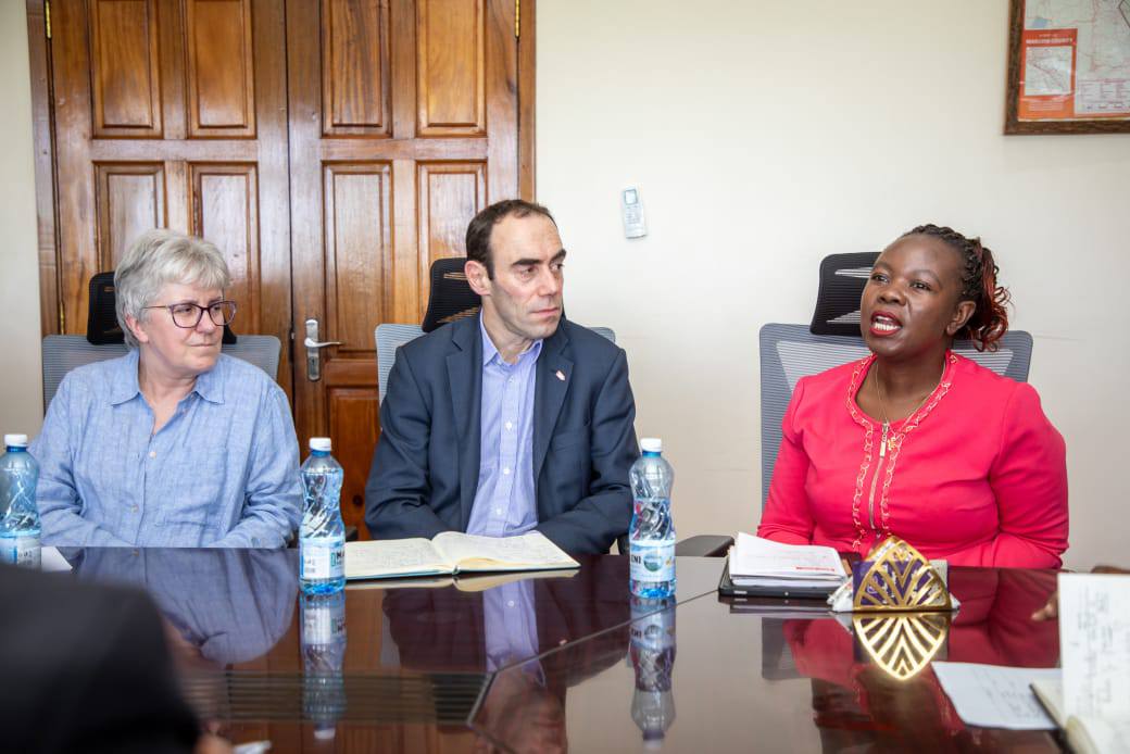 GOVERNOR MUTULA HOSTS CHRISTIAN AID TEAM. - Government of Makueni County