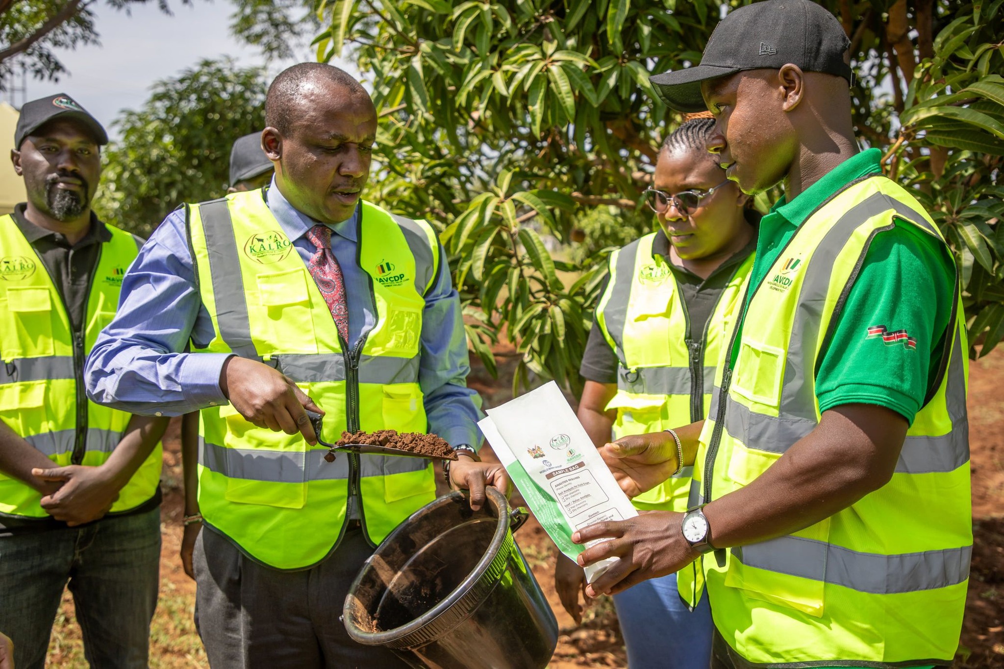 GOVERNOR MUTULA LAUNCHES DIGITAL SOIL SAMPLING IN MAKUENI - Government ...